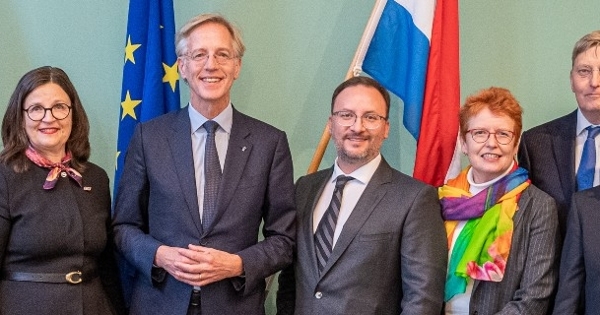 LUMC signs international agreement on developing Advanced Therapy ...