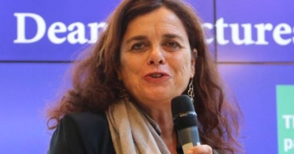 Corinne Hofman to KITLV for in-depth Caribbean research - Leiden University