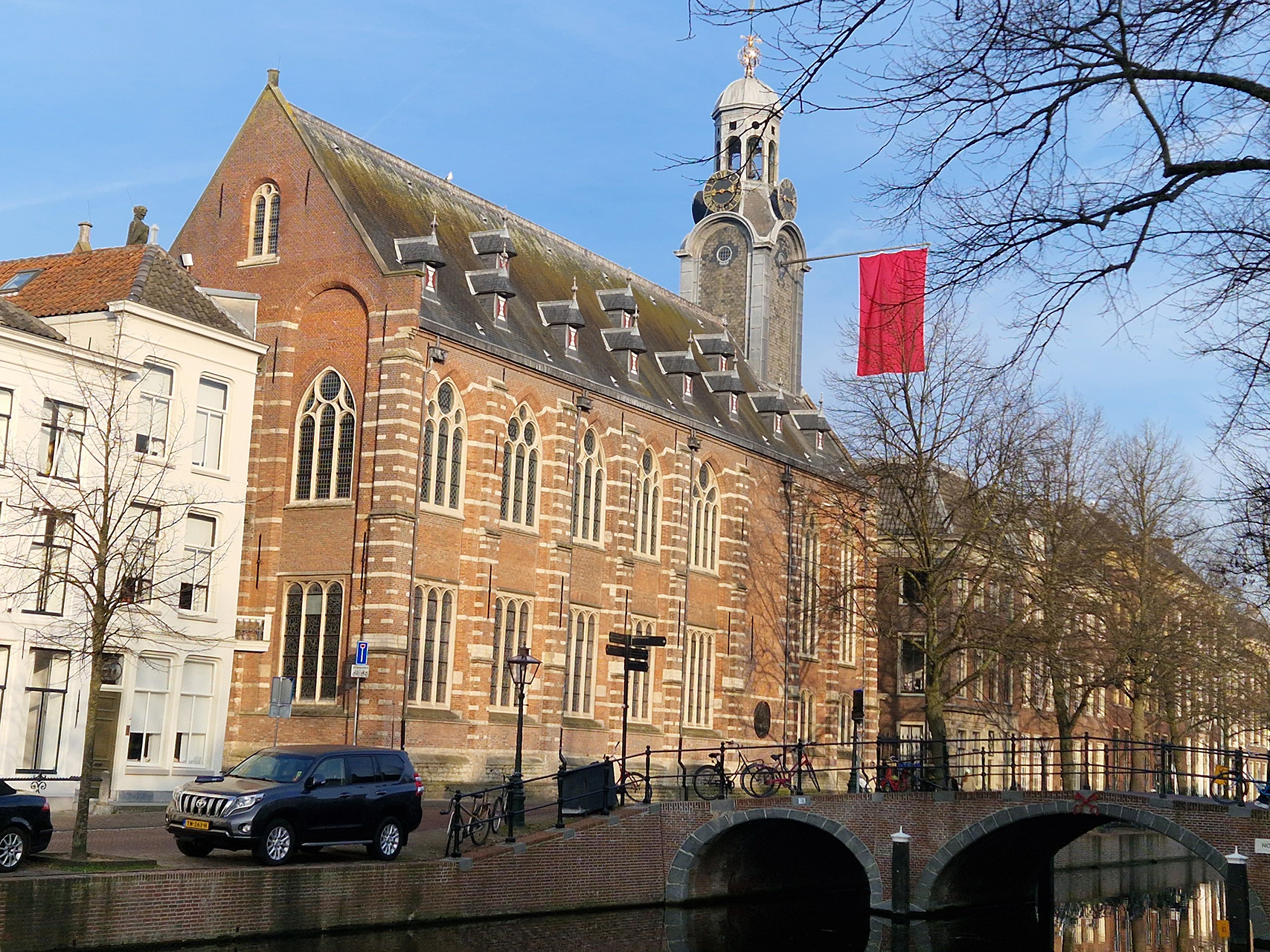 Liveblog: Leiden University strikes against government cuts - Leiden ...