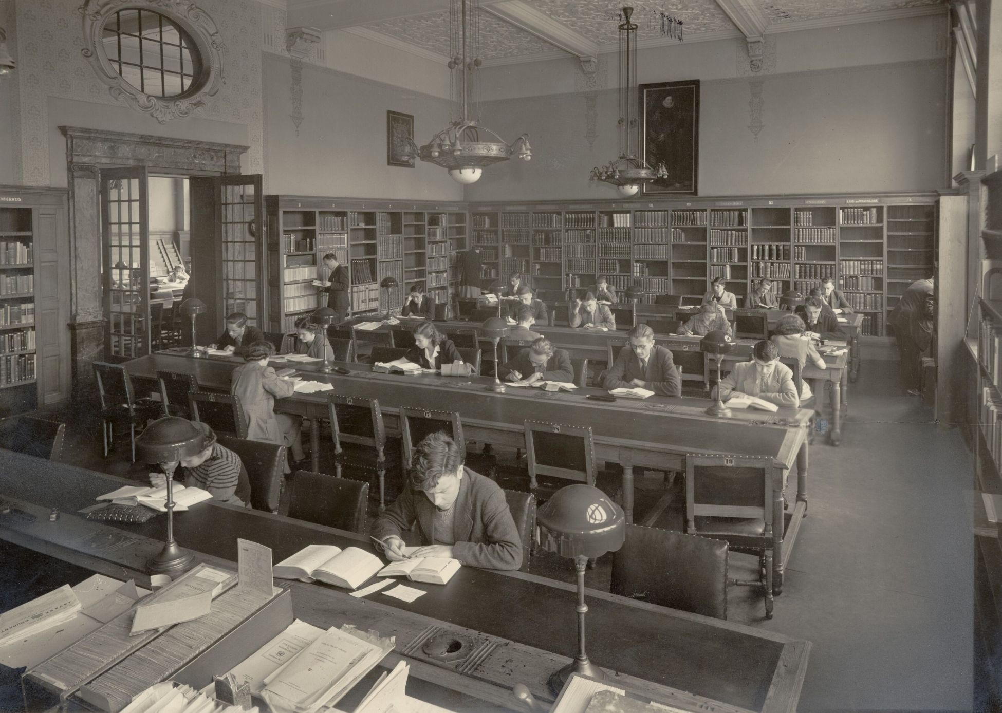 Exhibition The eternal student - Leiden University