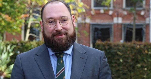 Two Leiden professors ‘top of the class’ according to ScienceGuide ...