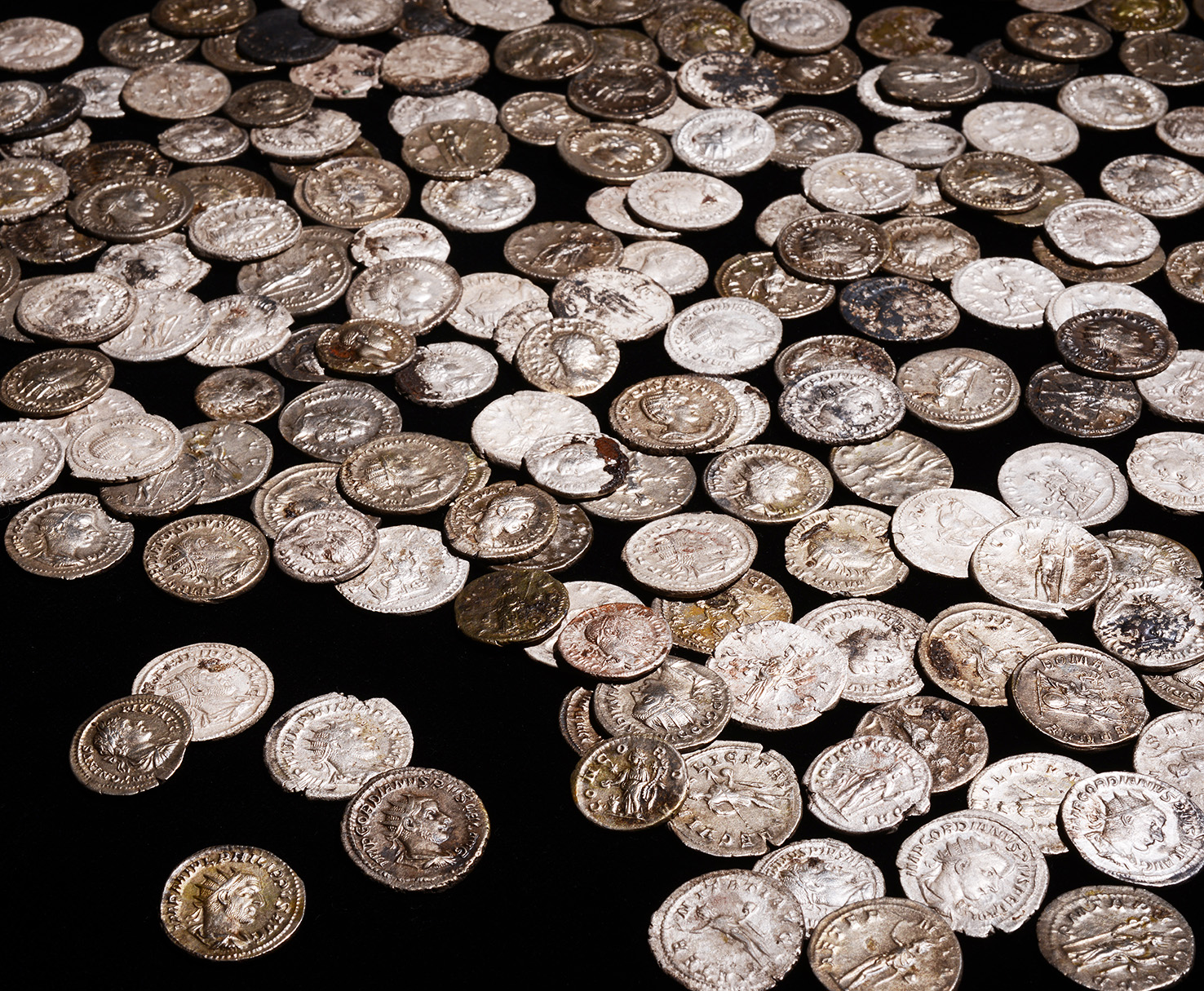 Numismatics in Leiden: more than two sides to the same coin - Leiden ...