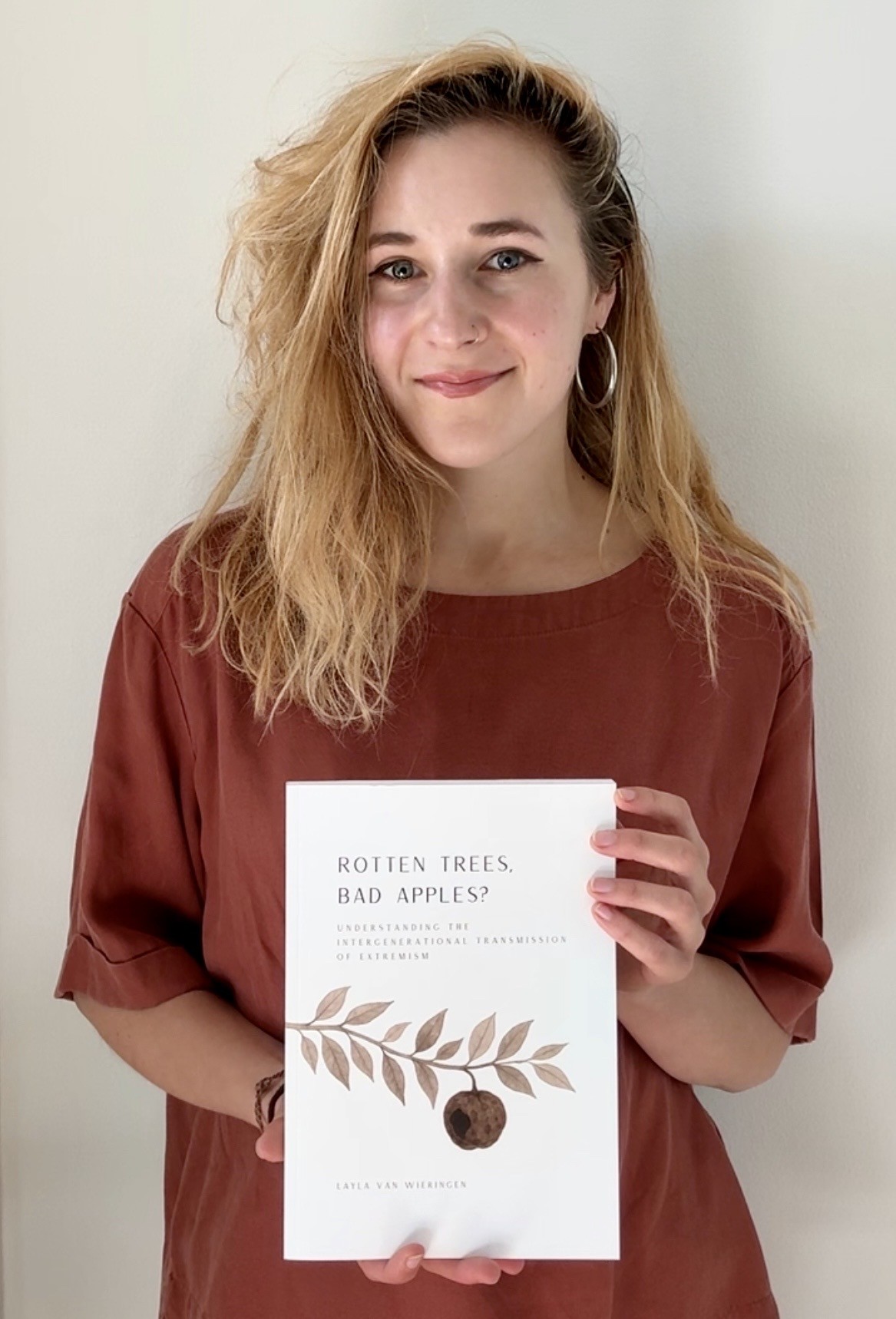 The paradox of extremist families - Leiden University