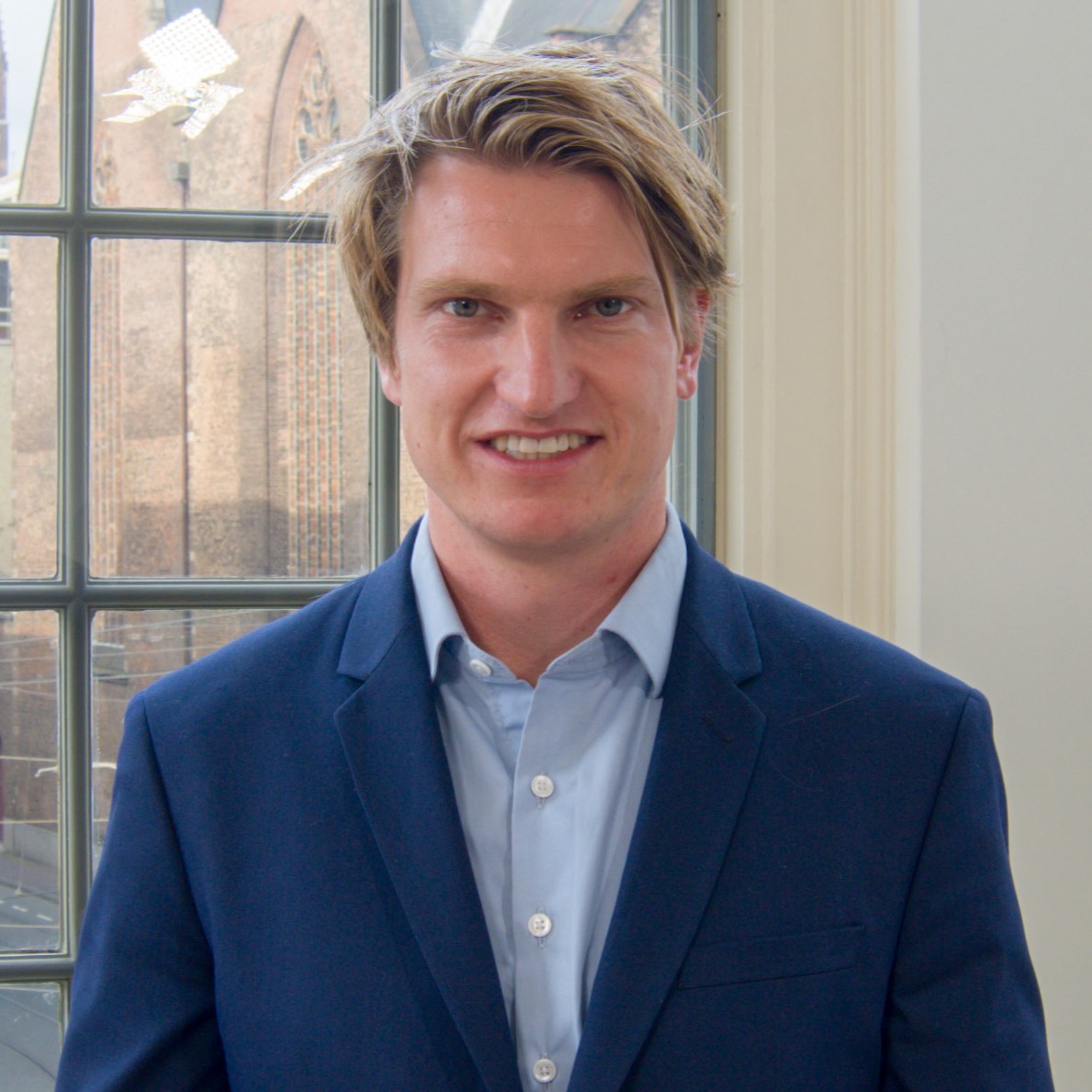 Thomas Bäck - Leiden University