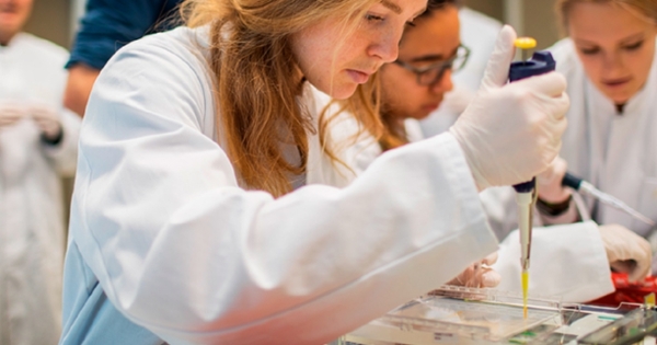 Website full of interactive videos to improve your lab education ...