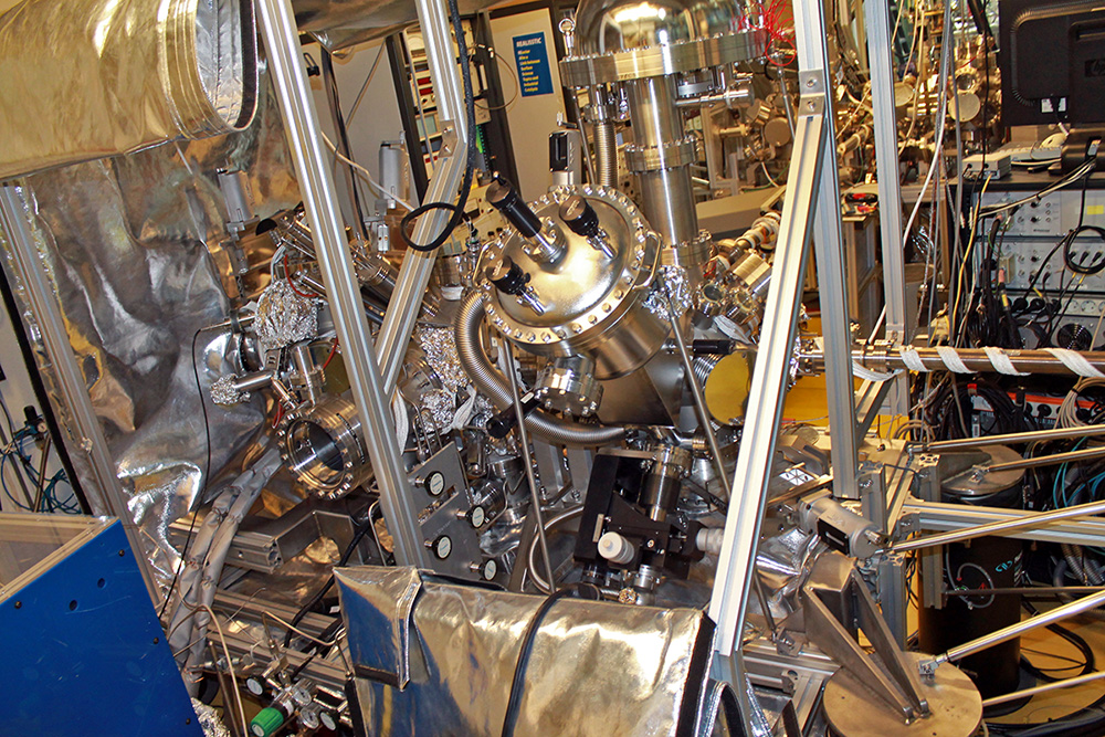 Surface and Interface Science - Leiden University