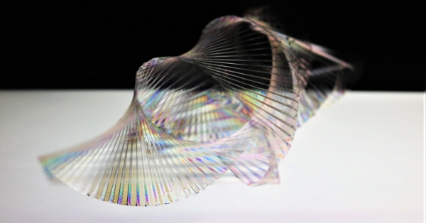 Corrugated plastic unveils a new design principle for programmable ...