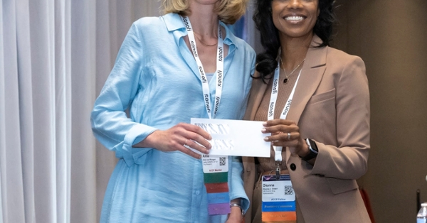 Anne van Rongen wins the Wayne A. Colburn Memorial Award - Leiden ...