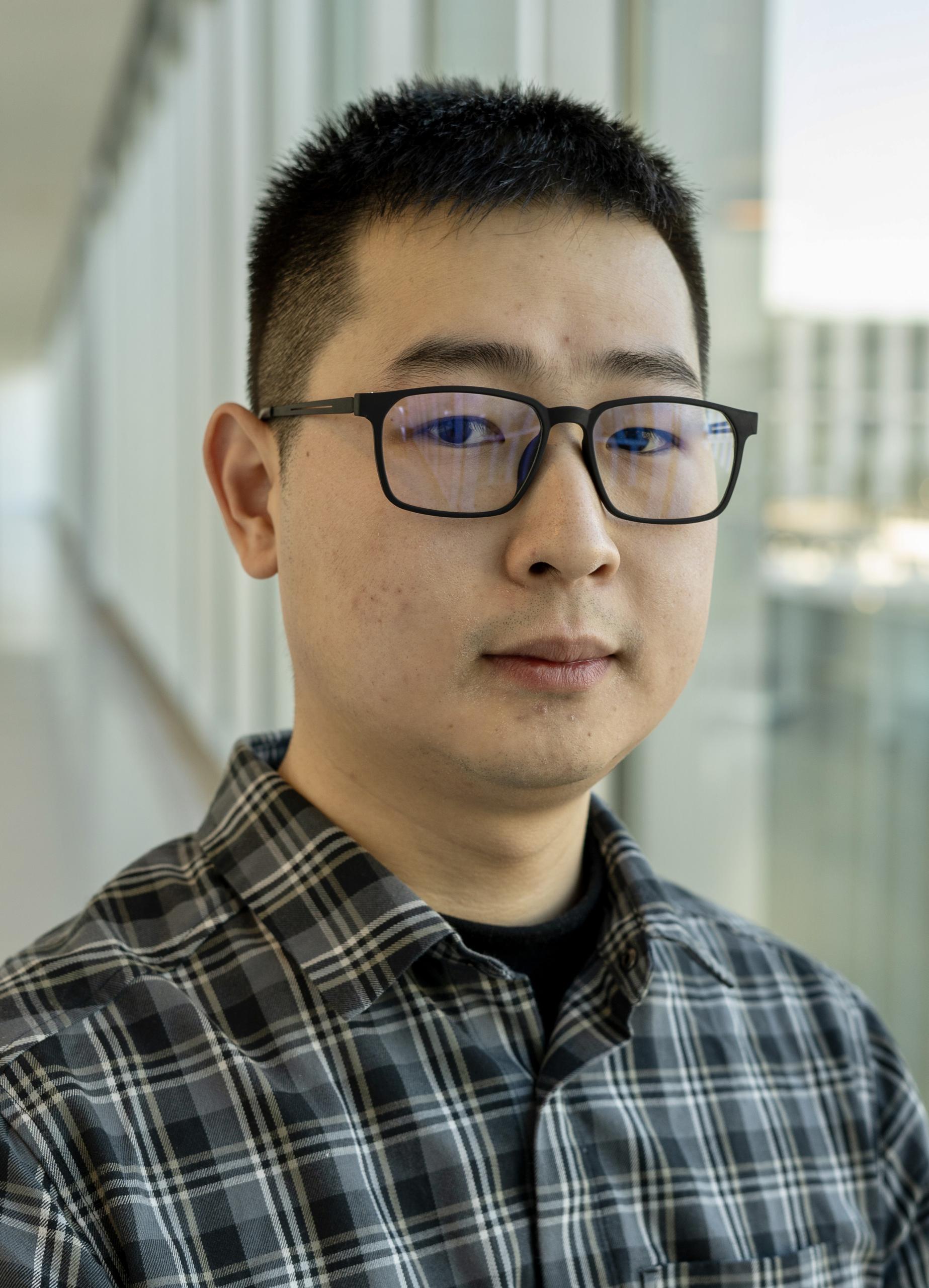 Weikang Weng - Leiden University