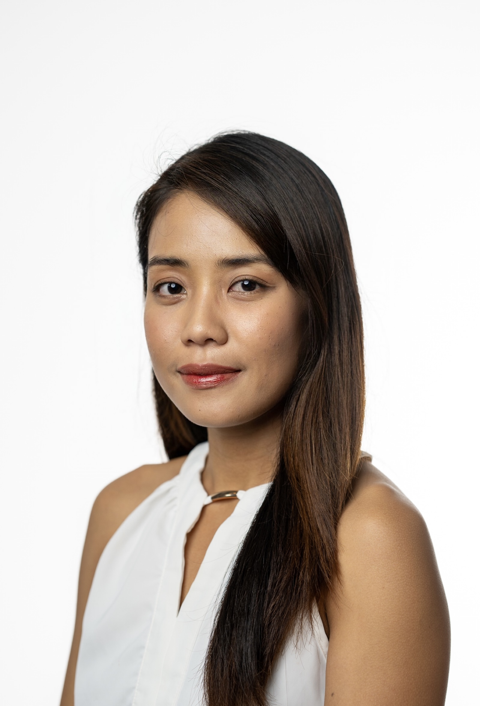 Widya Tuslian - Leiden University
