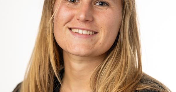 Carlijn van der Hek - Leiden University