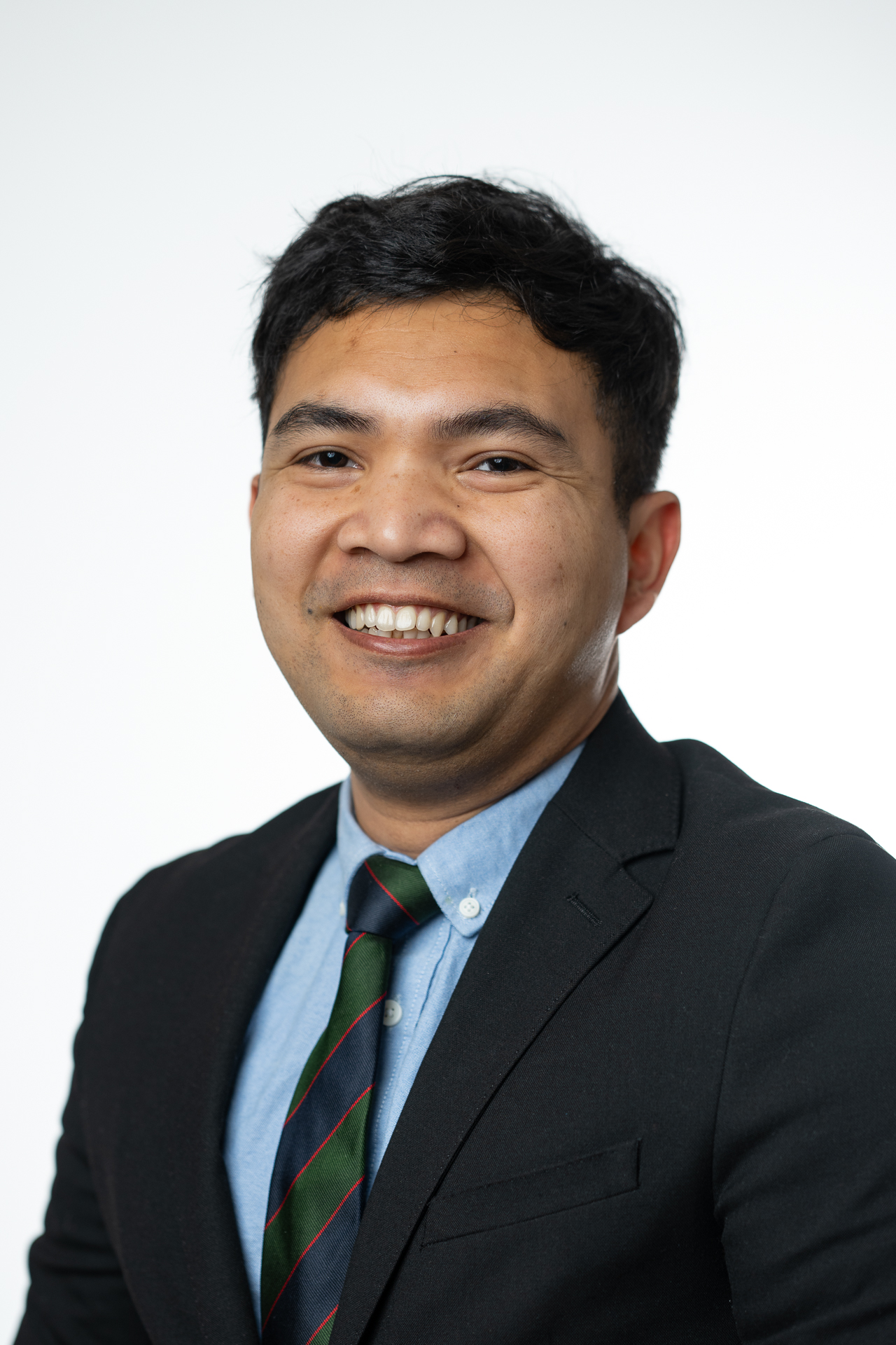 Garry Pratama - Leiden University
