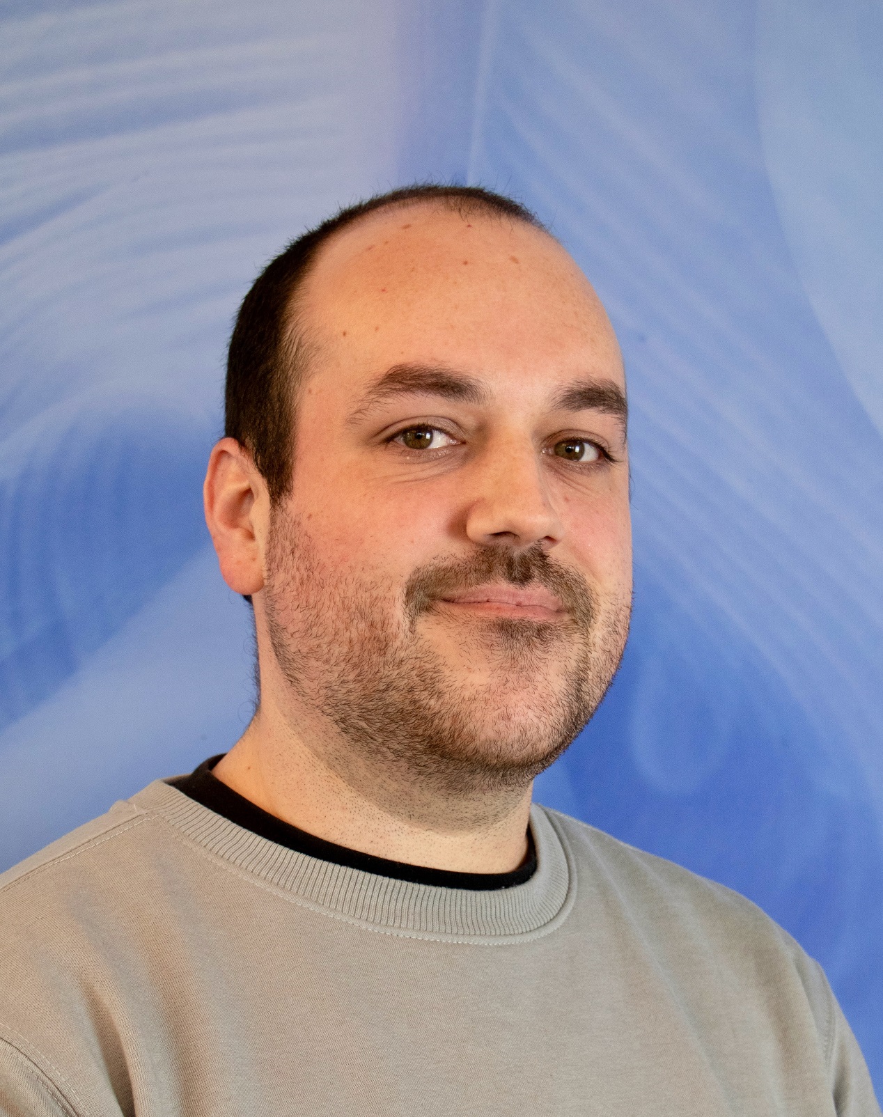 Victor Carrion Bravo - Leiden University